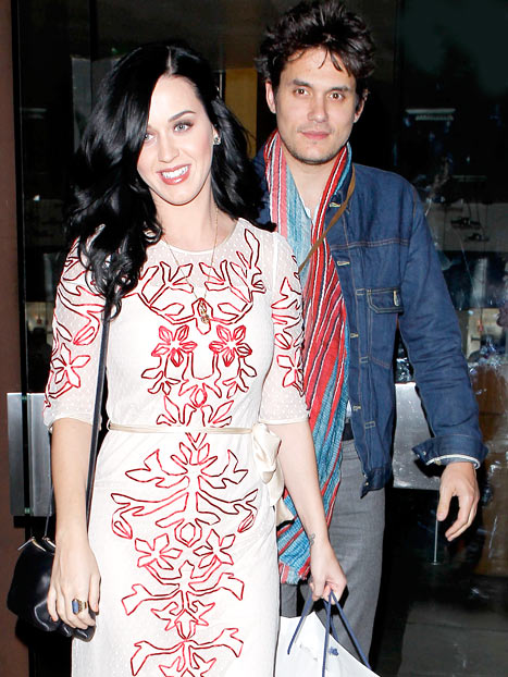 Katy Perry Rocks Heart-Shaped Ring on Valentine's Day Date With John ...