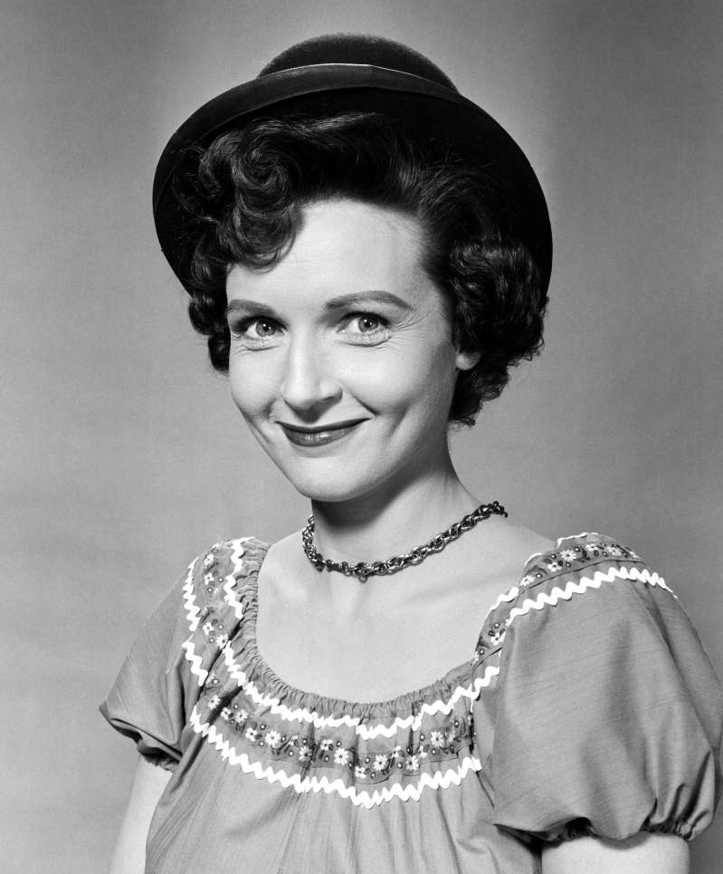 Betty White’s Best Sexy Style and Fashion Moments | Us Weekly