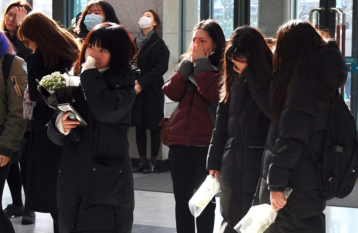 SHINee’s Kim Jonghyun’s Three-Day Funeral Begins, Fans Mourn | Us Weekly