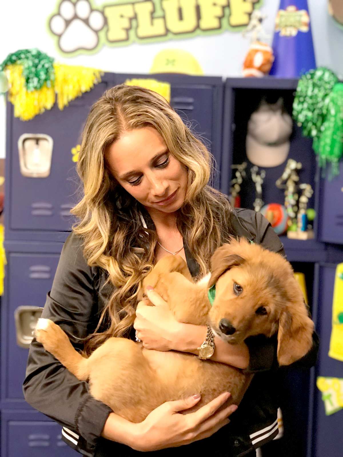 2018's ‘Puppy Bowl’ Furry Contenders: Teams Ruff and Fluff | Us Weekly