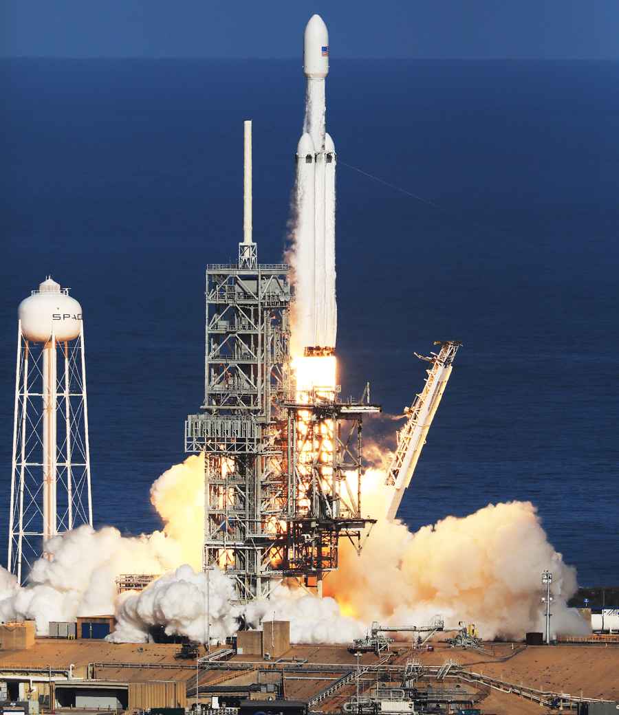 Elon Musk Launches Tesla Into Orbit on SpaceX’s Falcon Heavy | Us Weekly