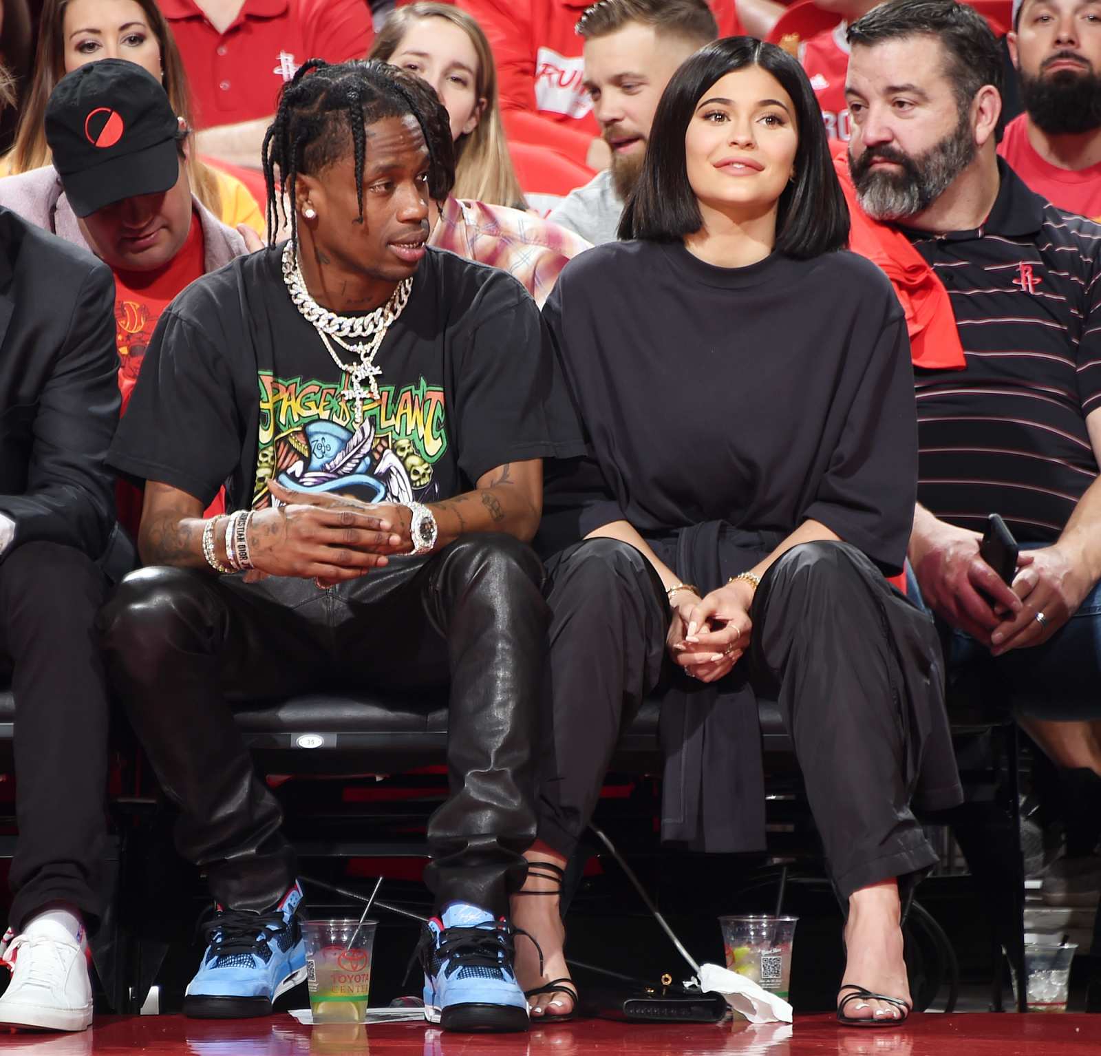 Kylie Jenner, Travis Scott Sit Courtside at Basketball Game: Photos ...