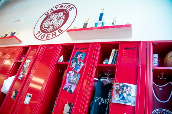 ‘Saved by the Bell’ Fans Can Now Eat at The Max Diner | Us Weekly