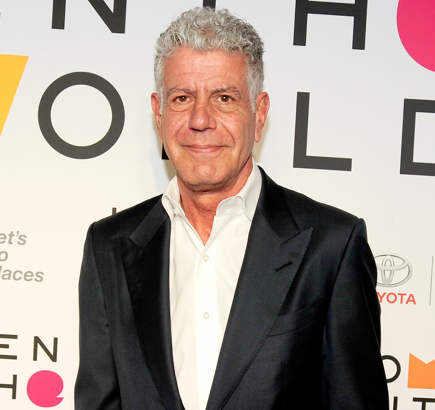 Anthony Bourdain Dead: Celebrity Chef Dies at 61 | Us Weekly