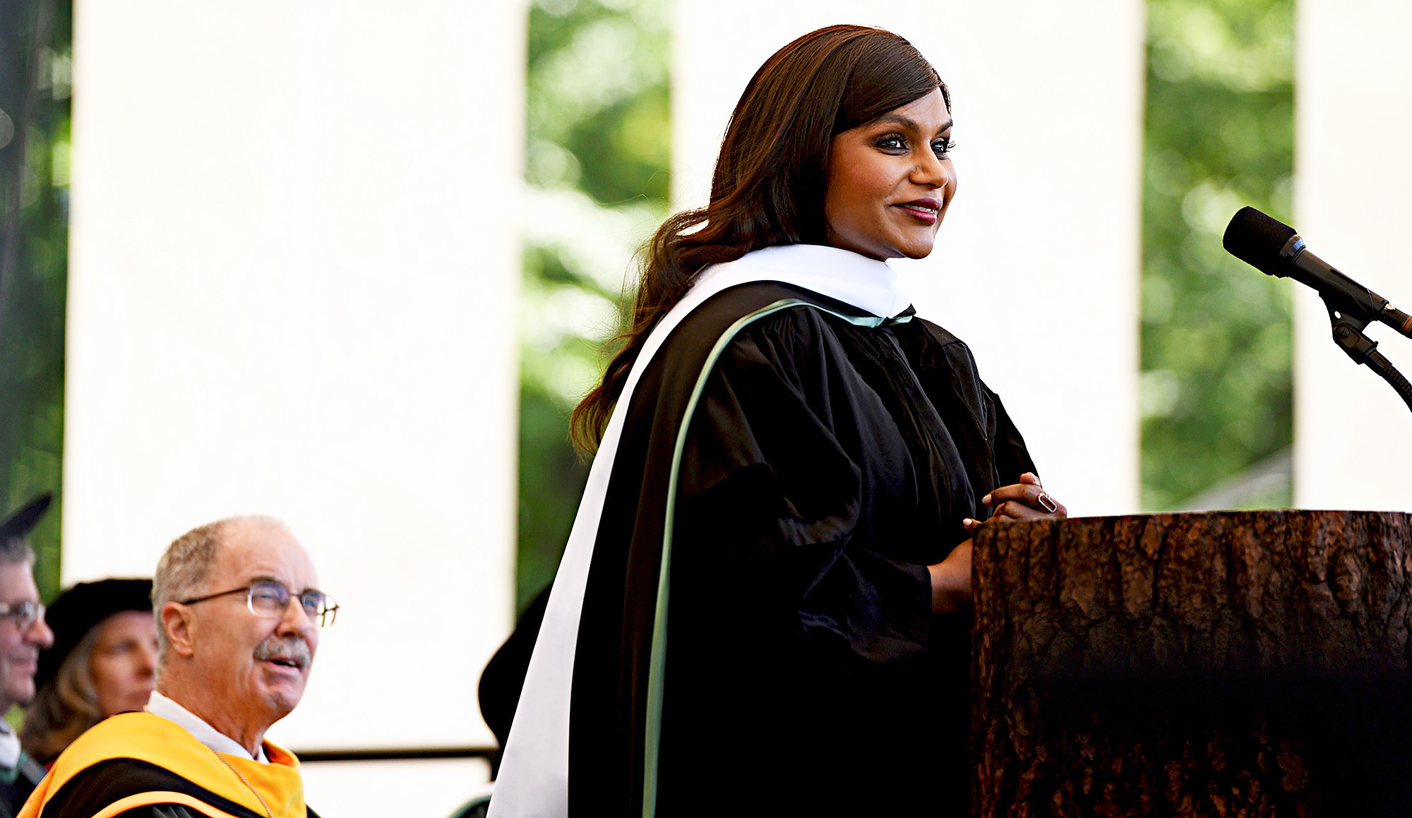 Mindy Kaling Talks Being a Single Mom in Dartmouth Commencement Speech ...