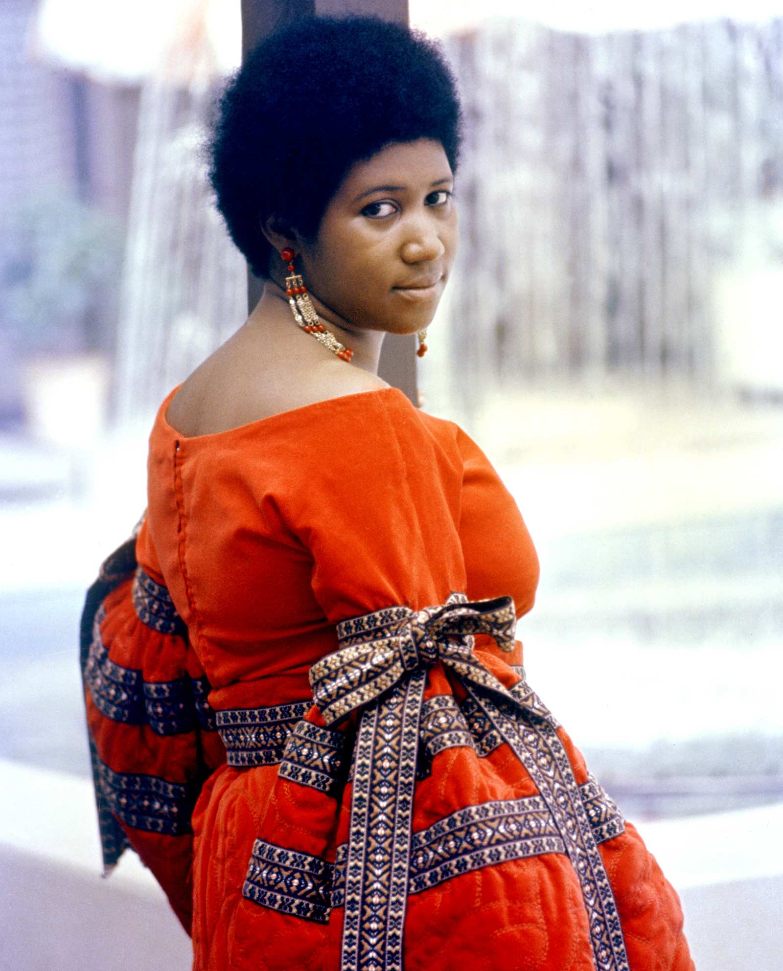 Aretha Franklin Dead: John Legend, Barbra Streisand and More Pay ...