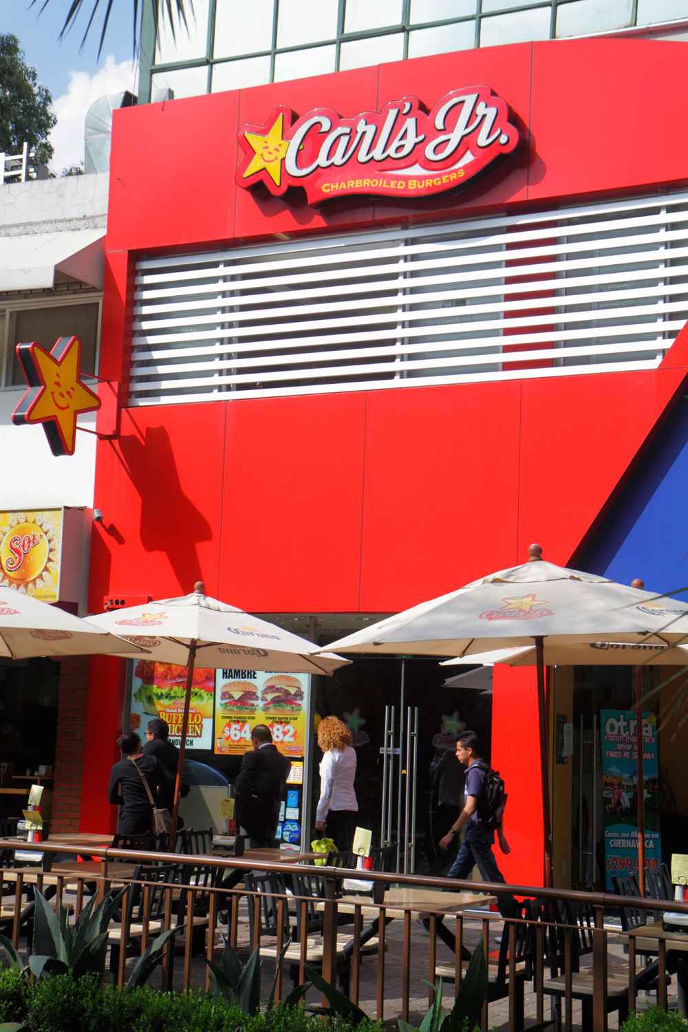 Most Controversial Fast-Food Ads and Campaigns of All Time | Us Weekly