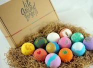 Get A Bath Bomb Gift Set For Under 25 On Amazon Get A Bath Bomb Gift Set For Under 25 On Amazon