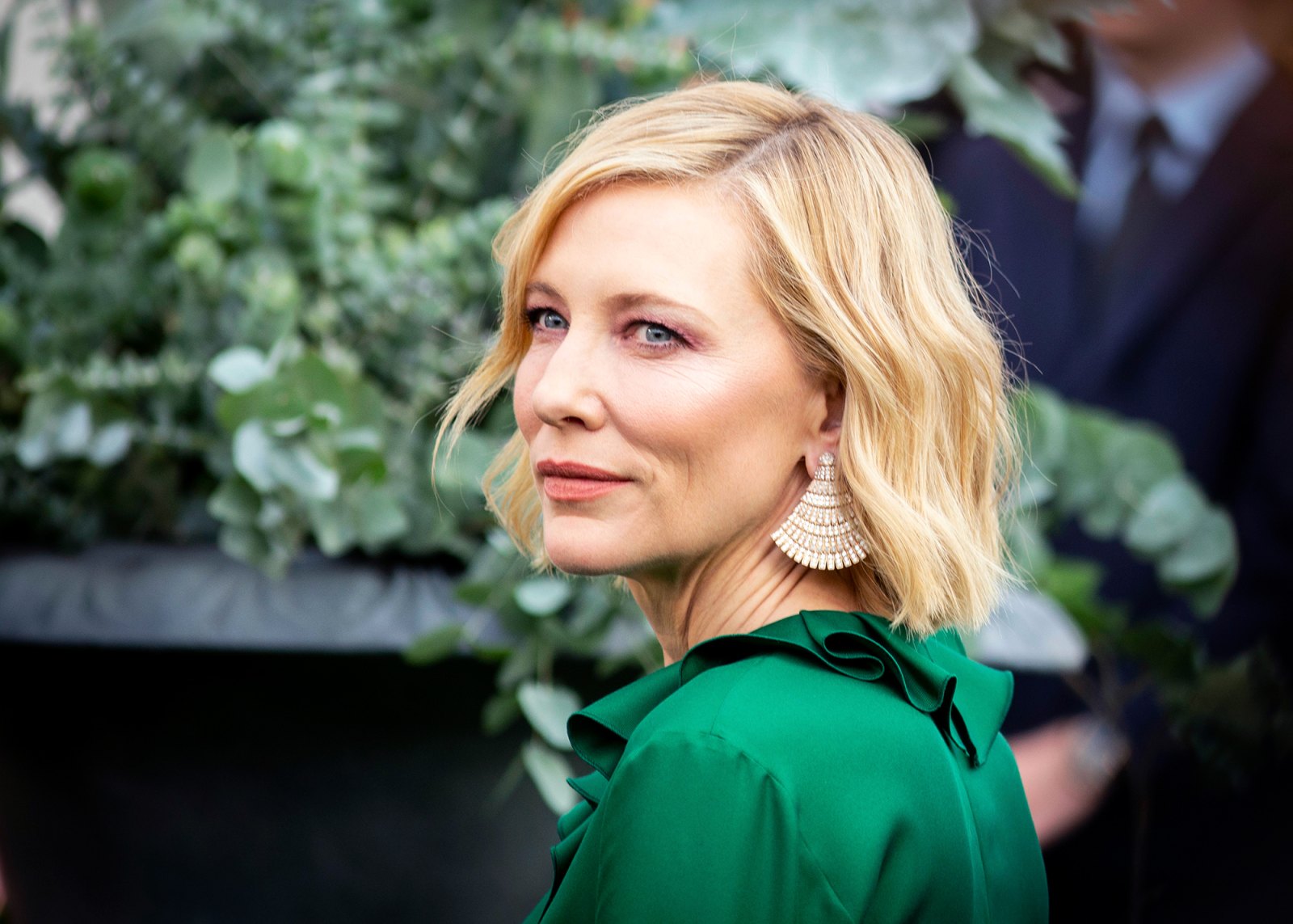 Cate Blanchett: Prince Philip Didn’t Know How to Use His DVD Player ...
