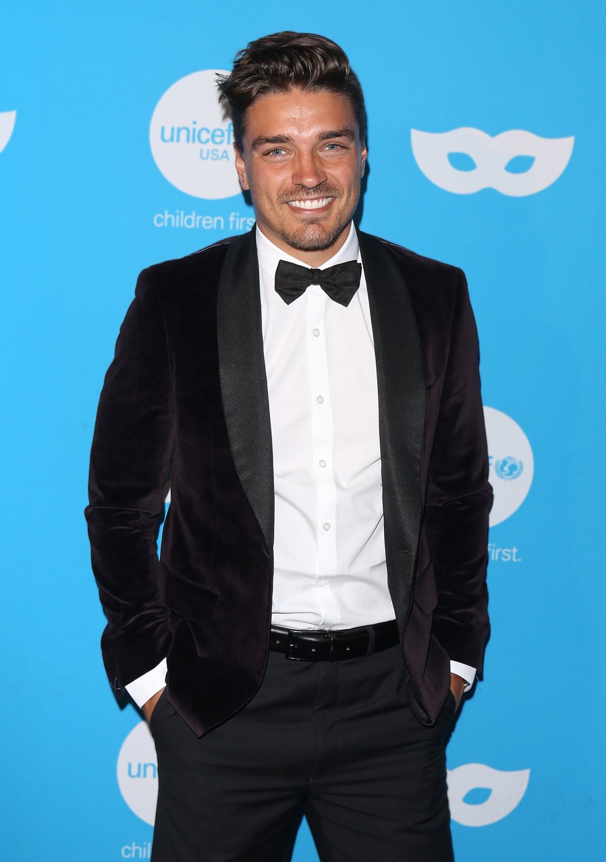 Dean Unglert on Dating Within Bachelor Nation: 'I'll Stay Away' | Us Weekly