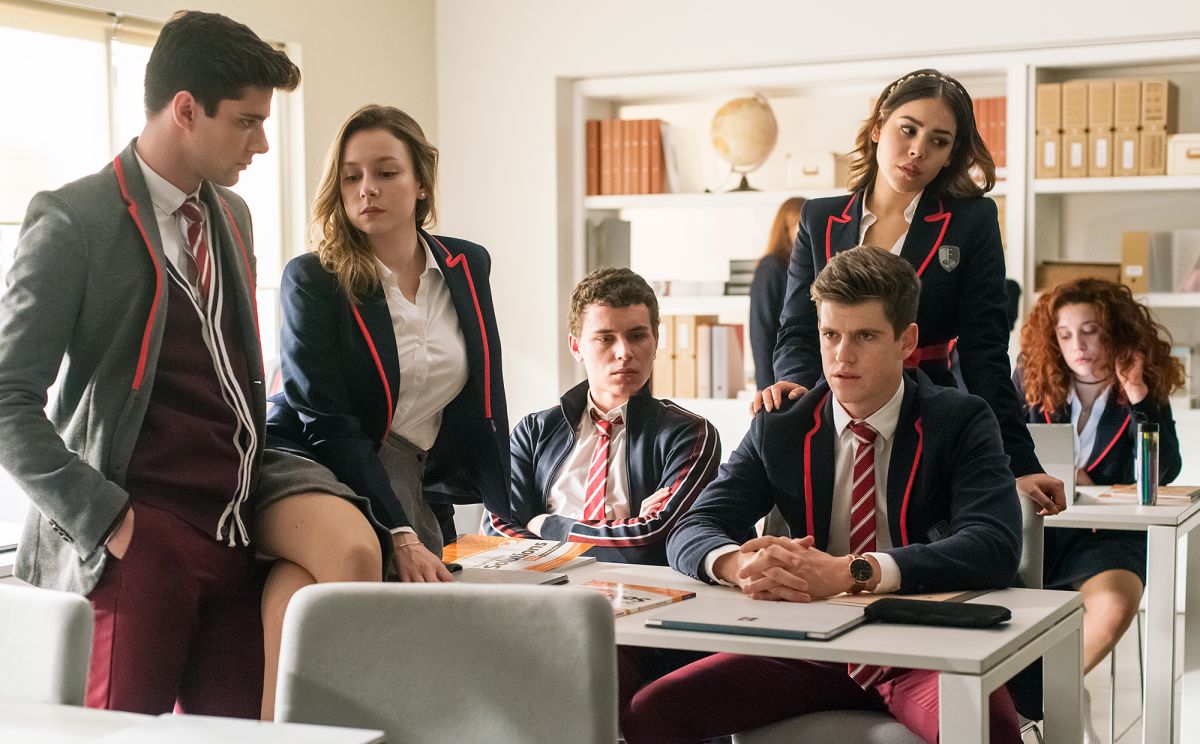 What Is ‘Elite’? Everything to Know About Netflix’s Killer Drama | Us ...