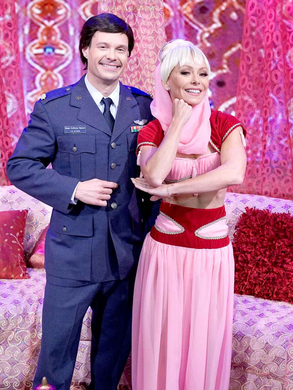 Kelly Ripa, Ryan Seacrest Reboot-Themed 2018 Halloween Costumes