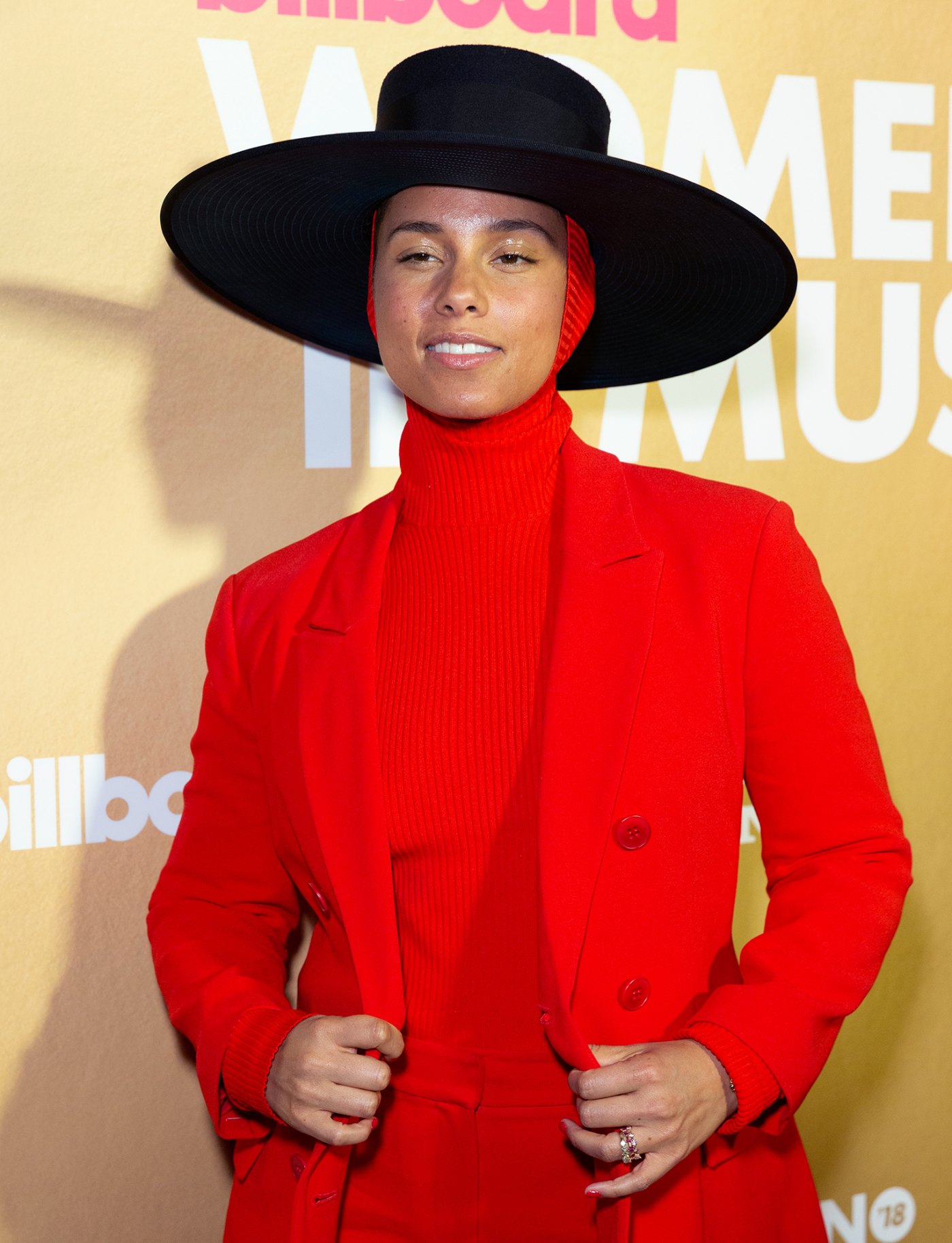 Alicia Keys' No-Makeup Makeup Beauty Look: Pics | Us Weekly