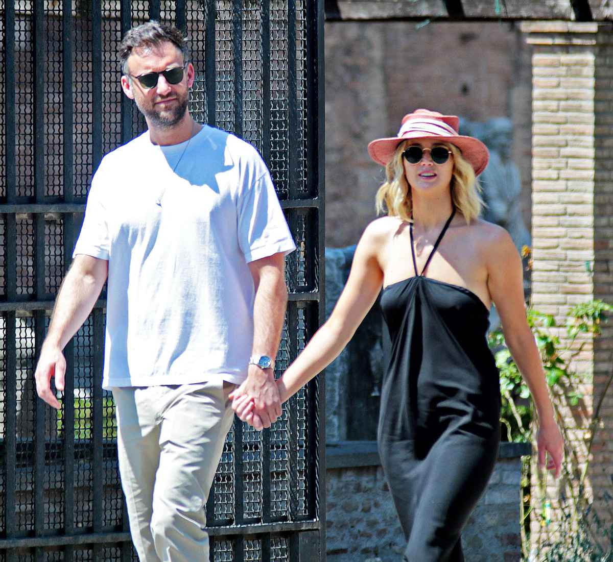 Jennifer Lawrence Cooke Maroney Are Engaged Us Weekly 6914