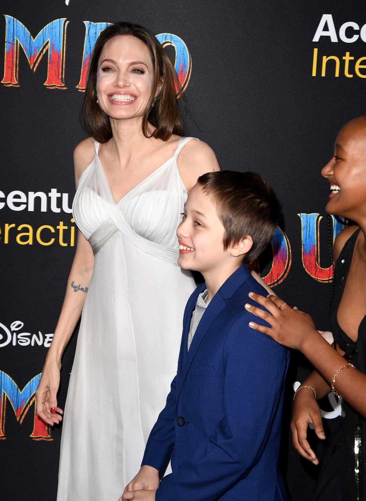 Angelina Jolie Beams at 'Dumbo' Premiere With 4 Kids: Pics | UsWeekly