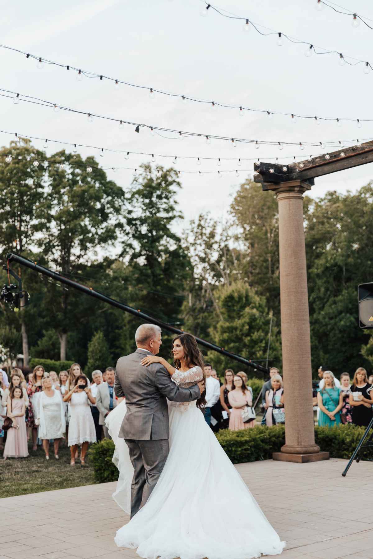 ‘Bringing Up Bates’ Star Carlin Bates Marries Evan Stewart