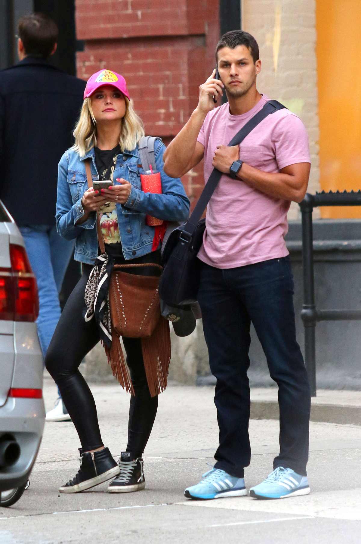 Miranda Lambert, Brendan McLoughlin: Timeline of Their Romance