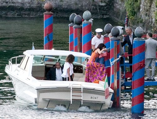 Barack, Michelle Obama Hang With George, Amal Clooney in Italy: Pics ...