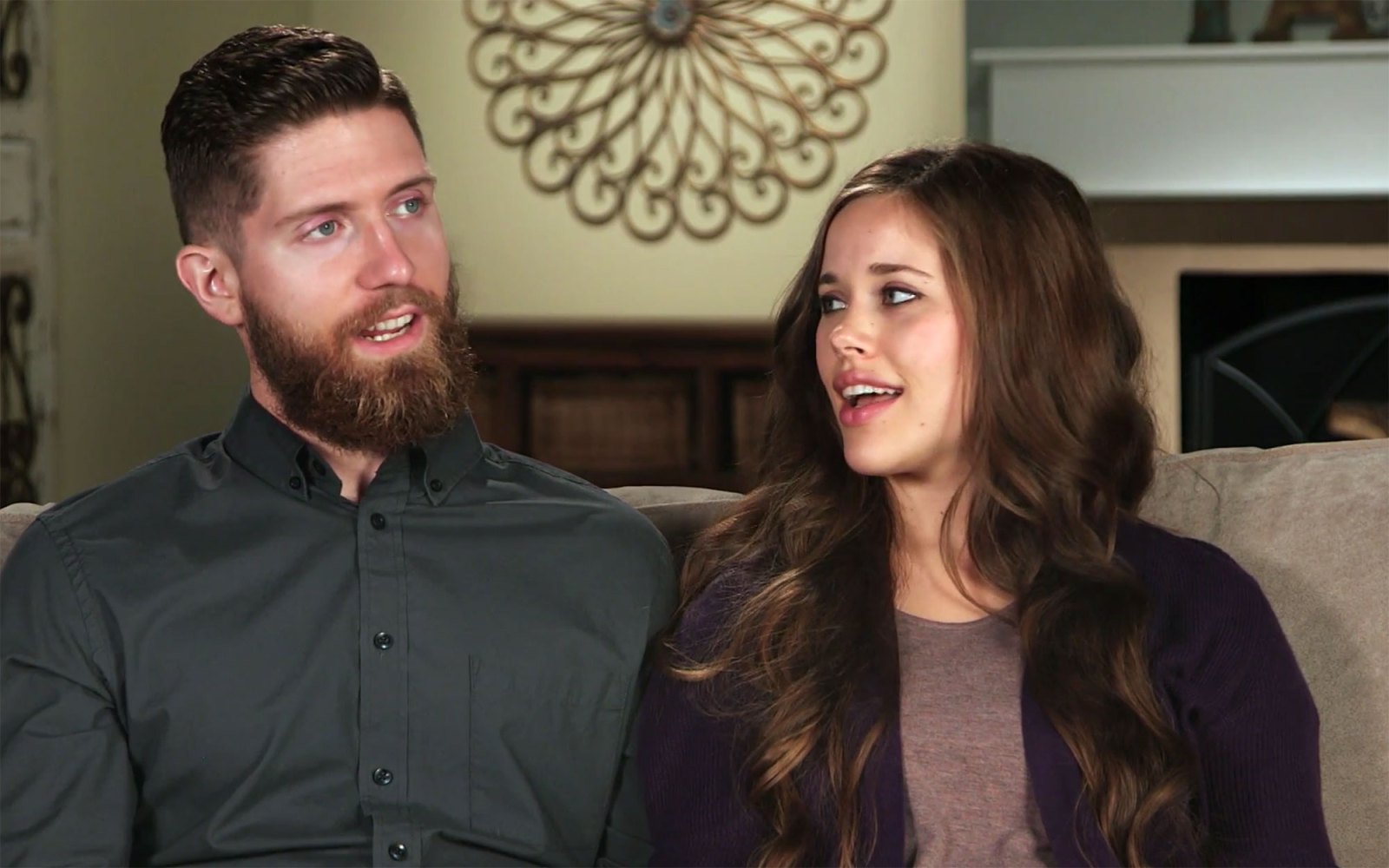 Jessa Duggar Gave Birth to Baby Ivy on Her Couch | Us Weekly