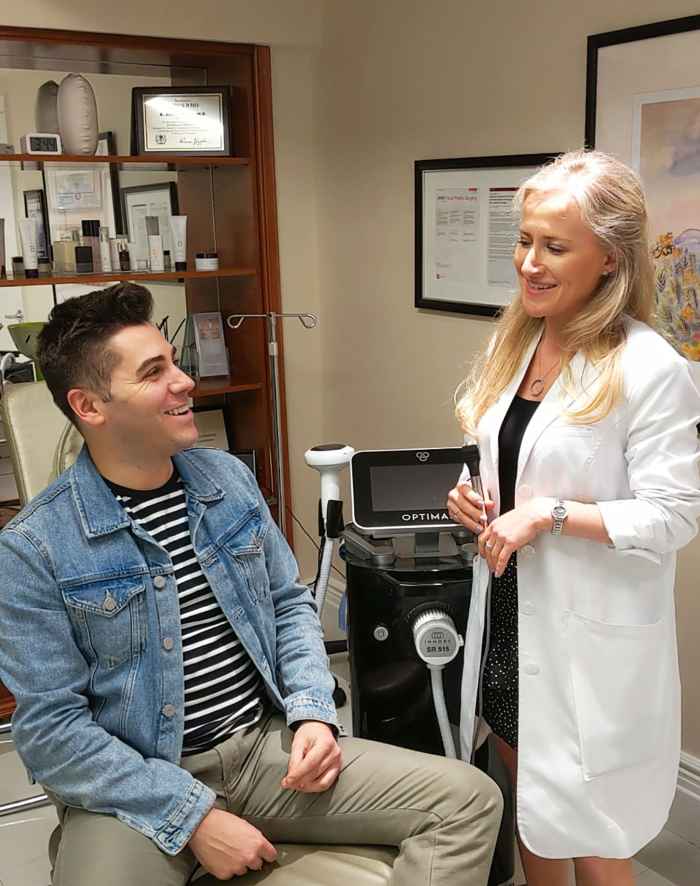 Forma Non-Invasive Face-Lift: Review | Us Weekly