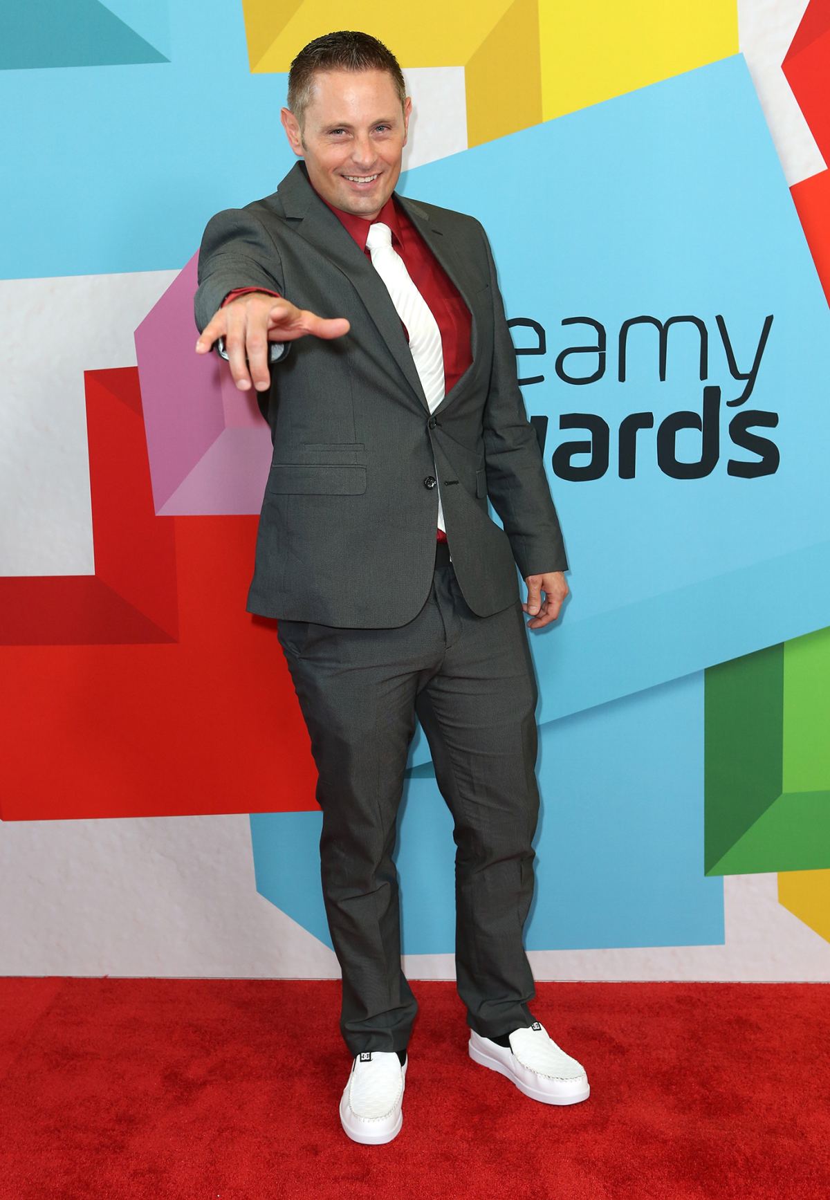 Grant Thompson Dead: YouTuber Dies at 38 | Us Weekly