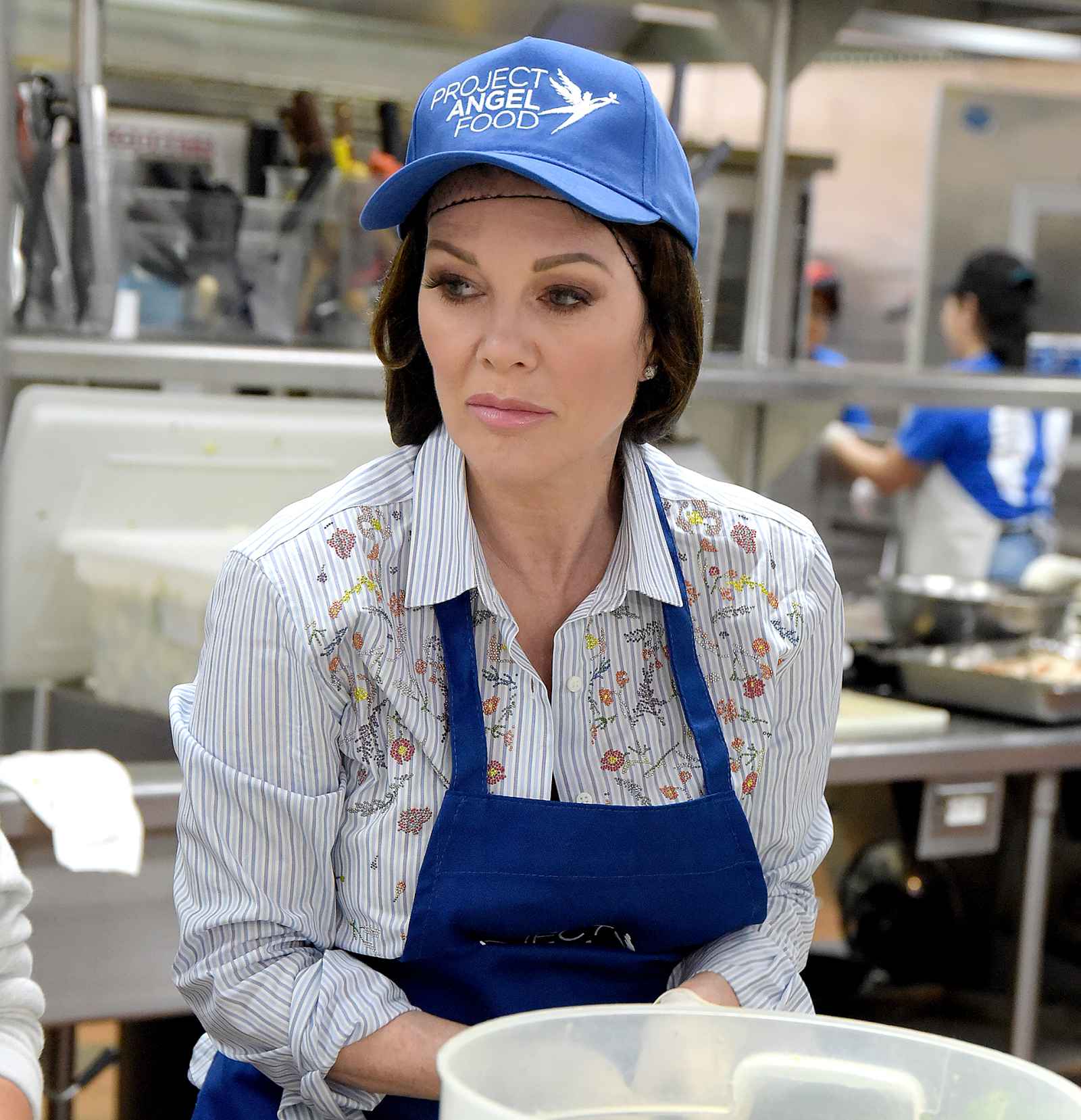 Lisa Vanderpump Breaks Down at 1st Event After Losing Her Mother | Us ...