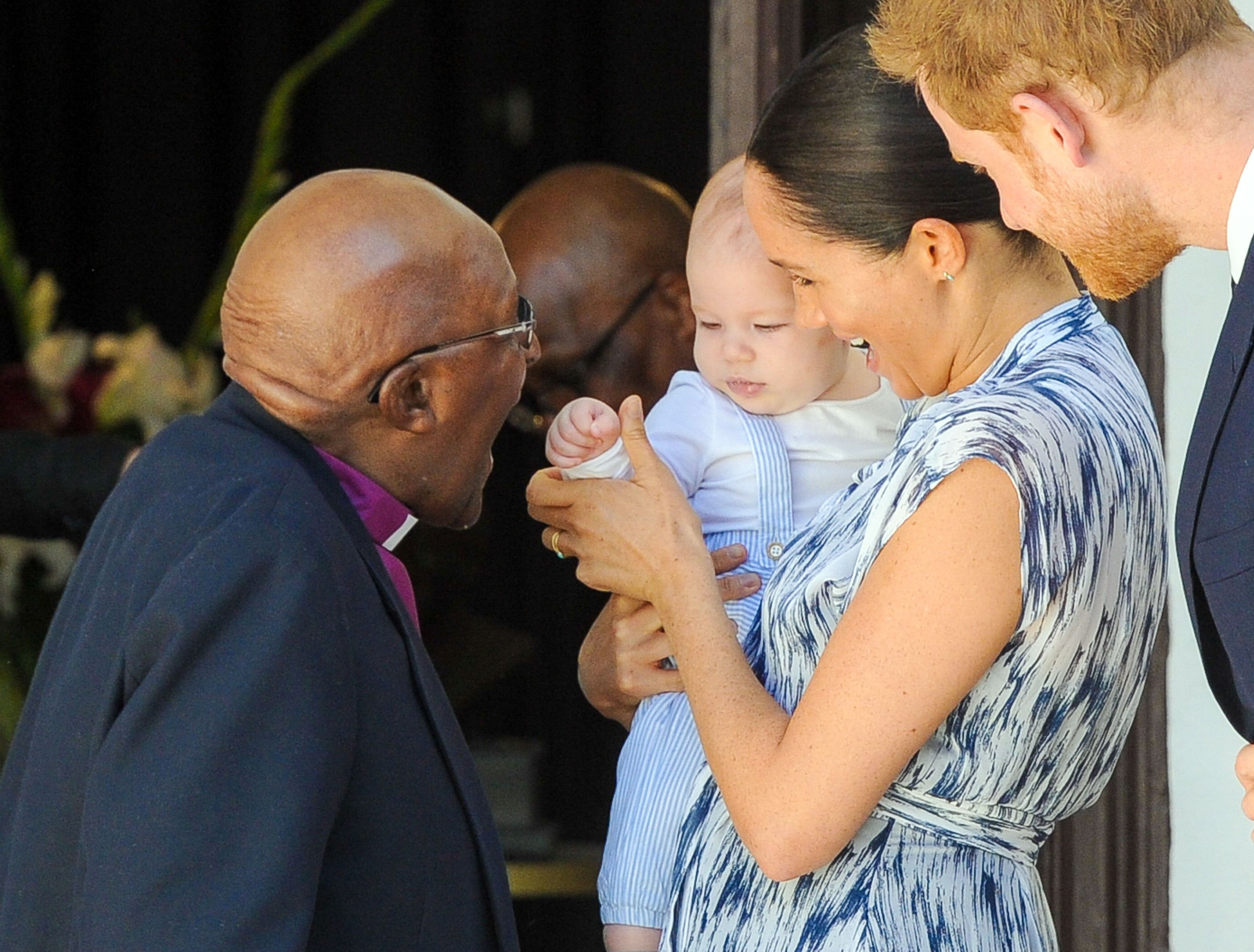 Prince Harry, Duchess Meghan’s Son Archie on South Africa Tour: Pics ...