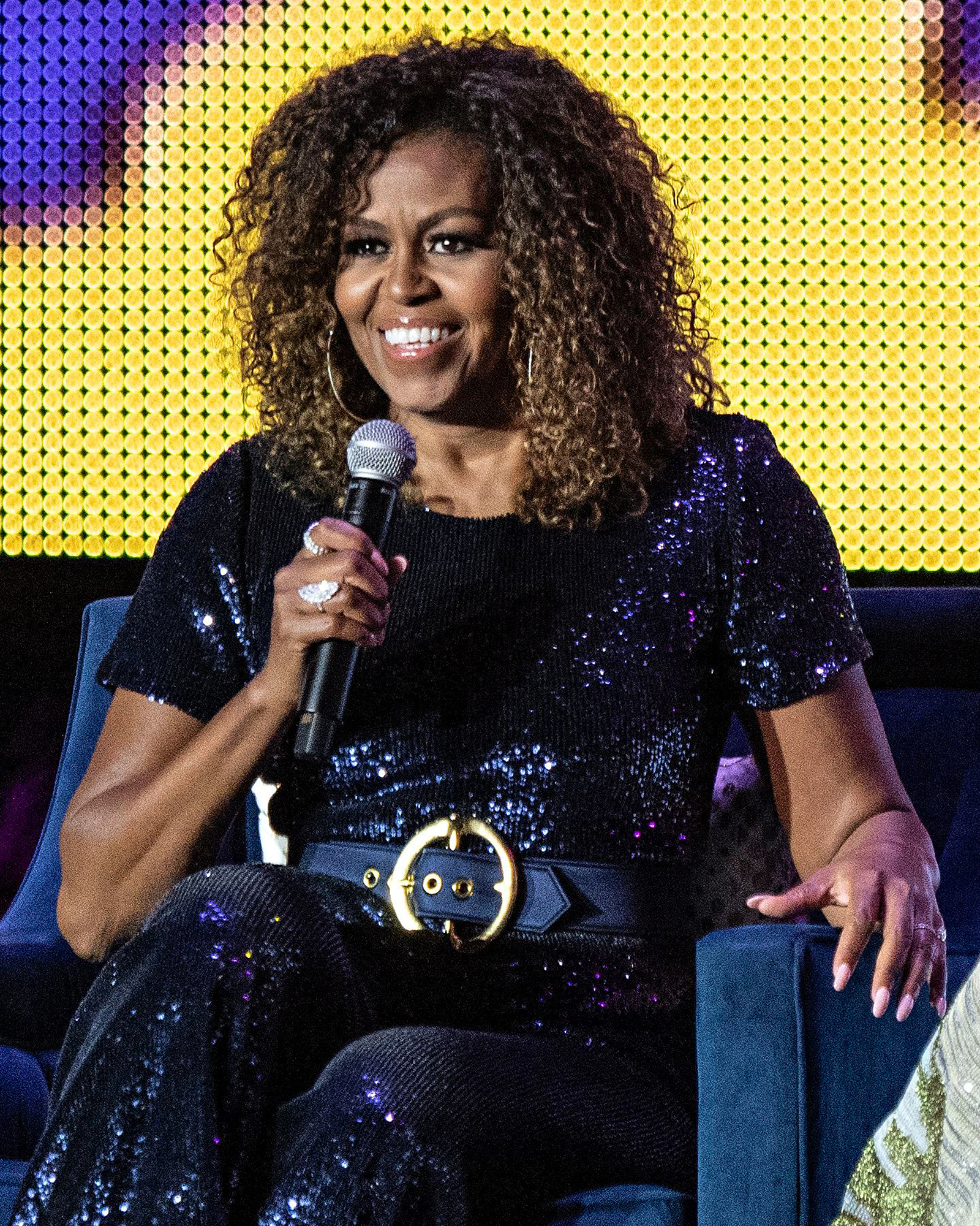 Michelle Obama Workout: 6-Pack Abs, Strong Arms, Self-Care Sunday | Us ...