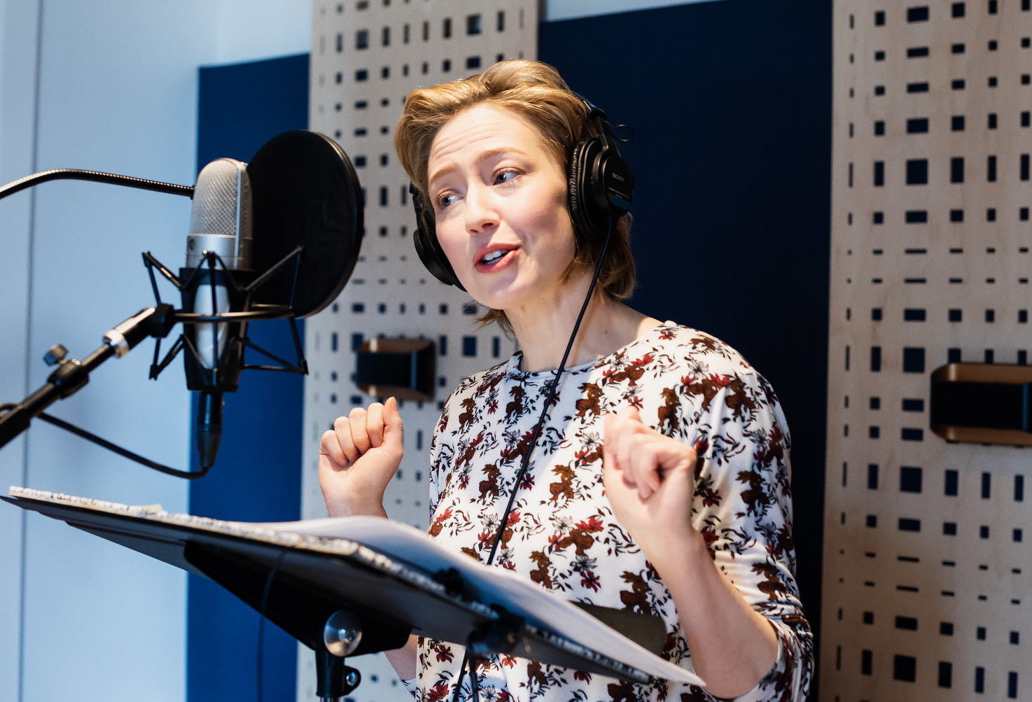 carrie coon News - Us Weekly