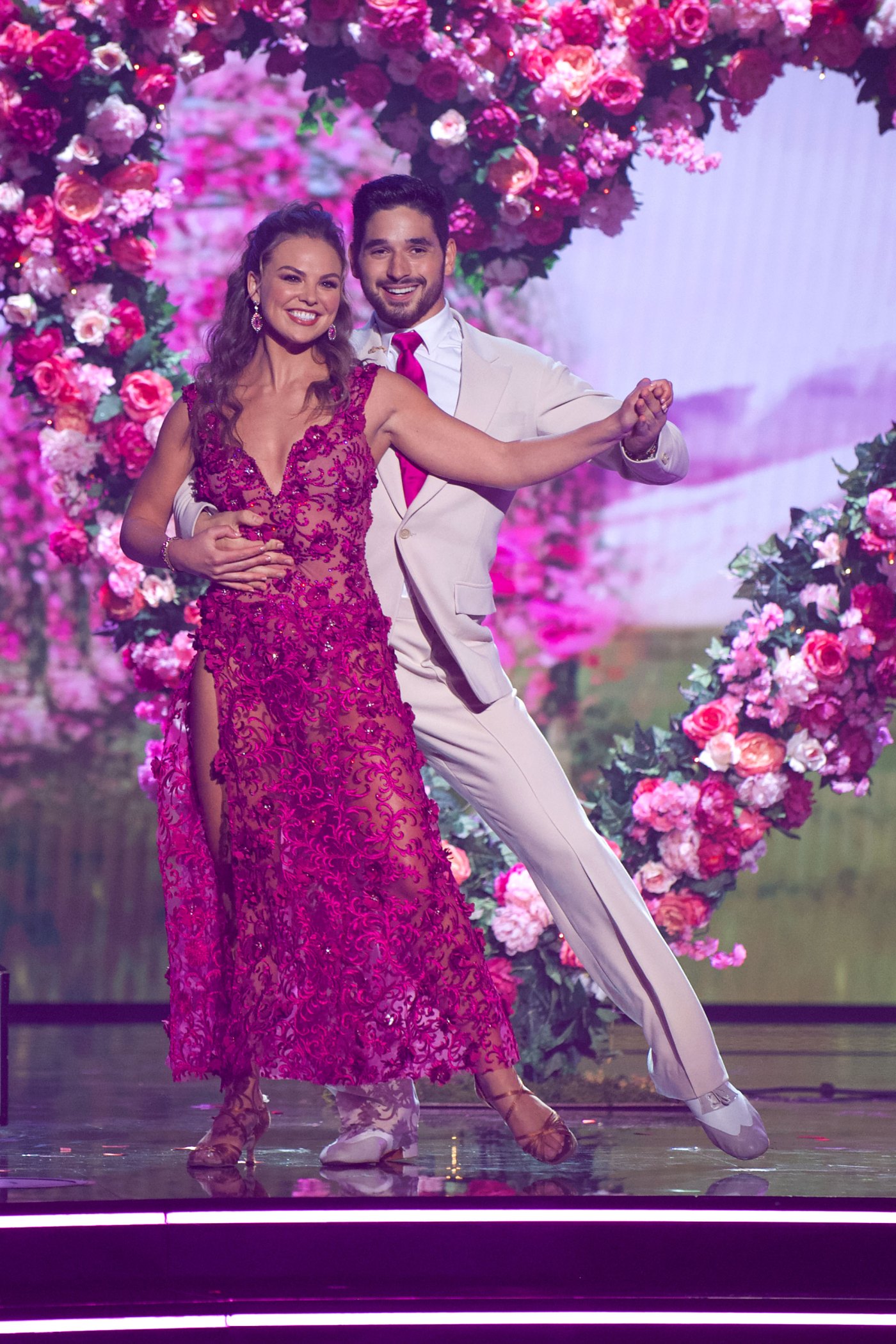 DWTS’ Hannah Brown, Alan Bersten Call Each Other ‘Babe’ | Us Weekly