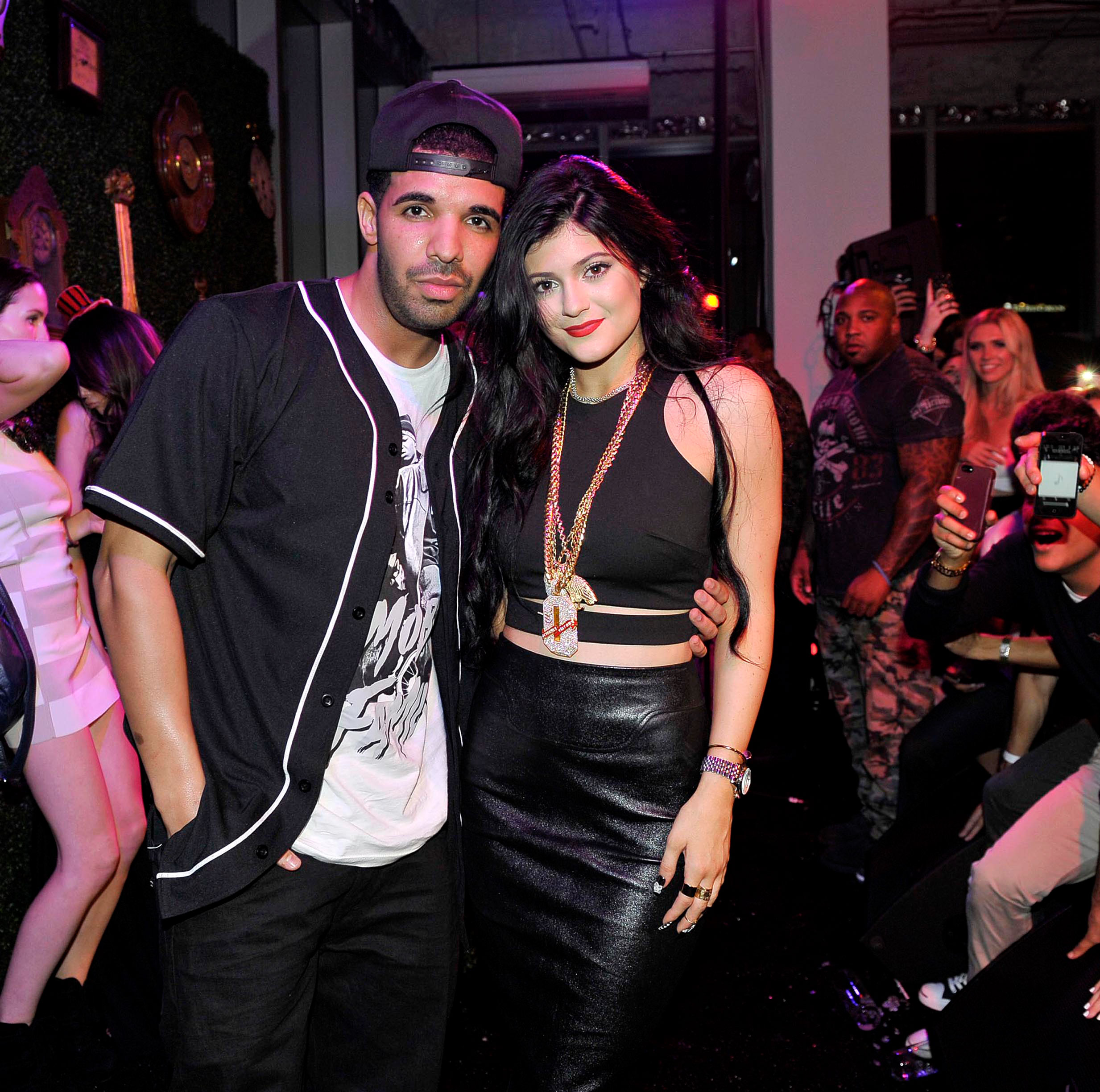 Drake’s Relationship With the Kardashians: Kanye Feuds, Kylie Romance ...