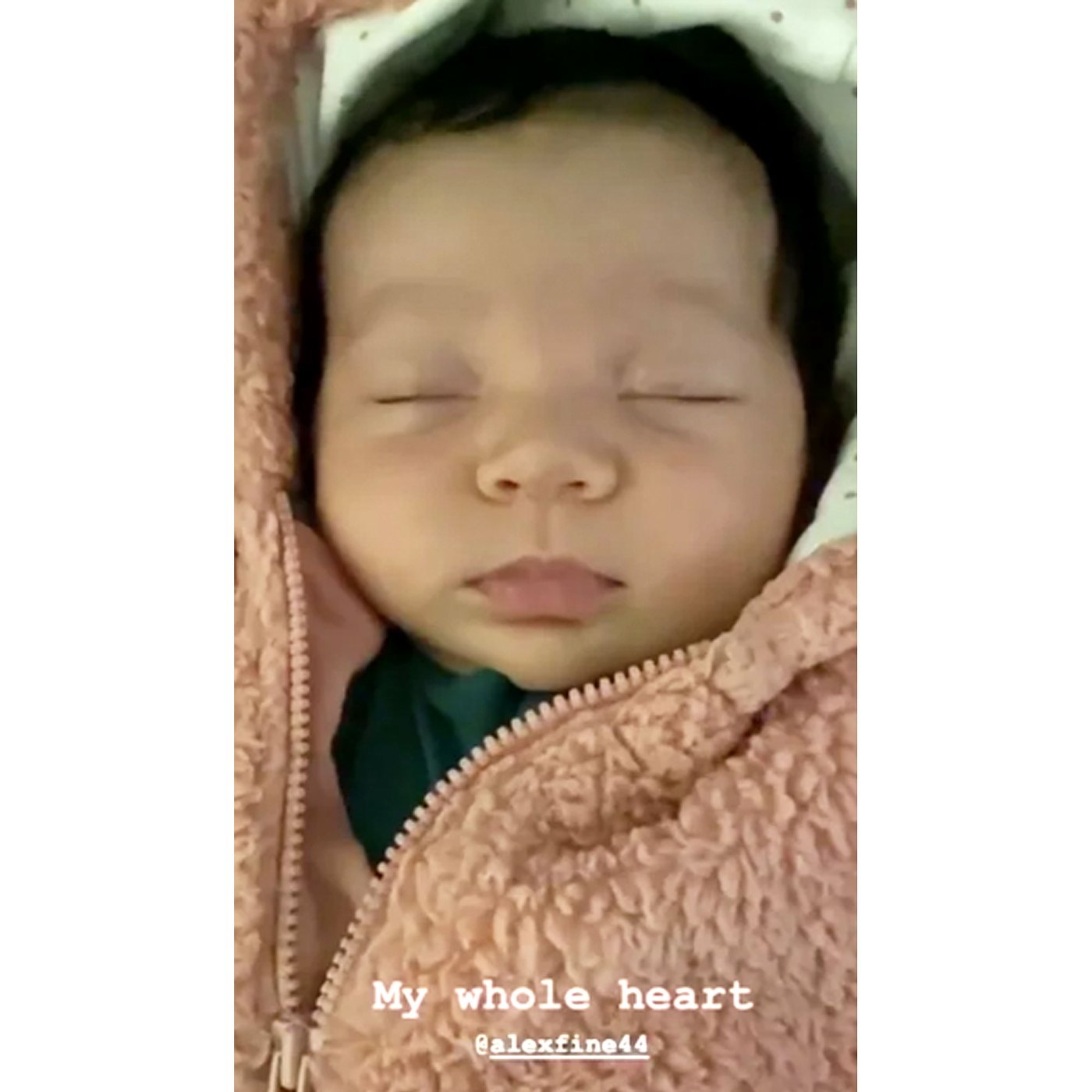 Cassie Shares 1st Photo of Her, Alex Fine’s Daughter Frankie’s Face ...
