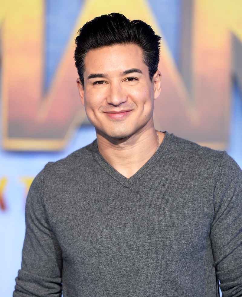 Mario Lopez Shares 1st Look at ‘Saved by the Bell’ Revival | Us Weekly