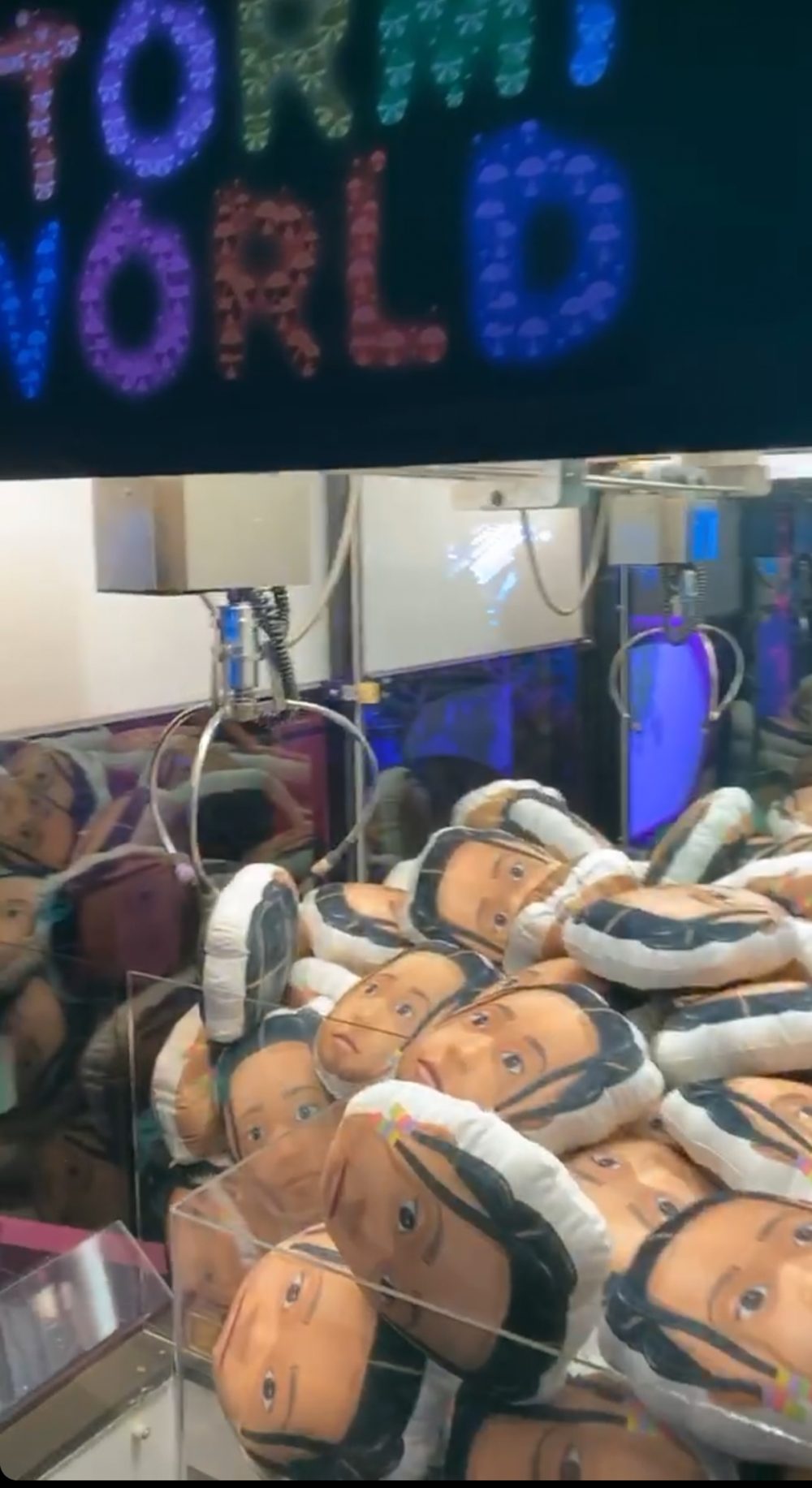Kylie Jenner Throws a Stormiworld-Themed 2nd Birthday Party for Stormi ...