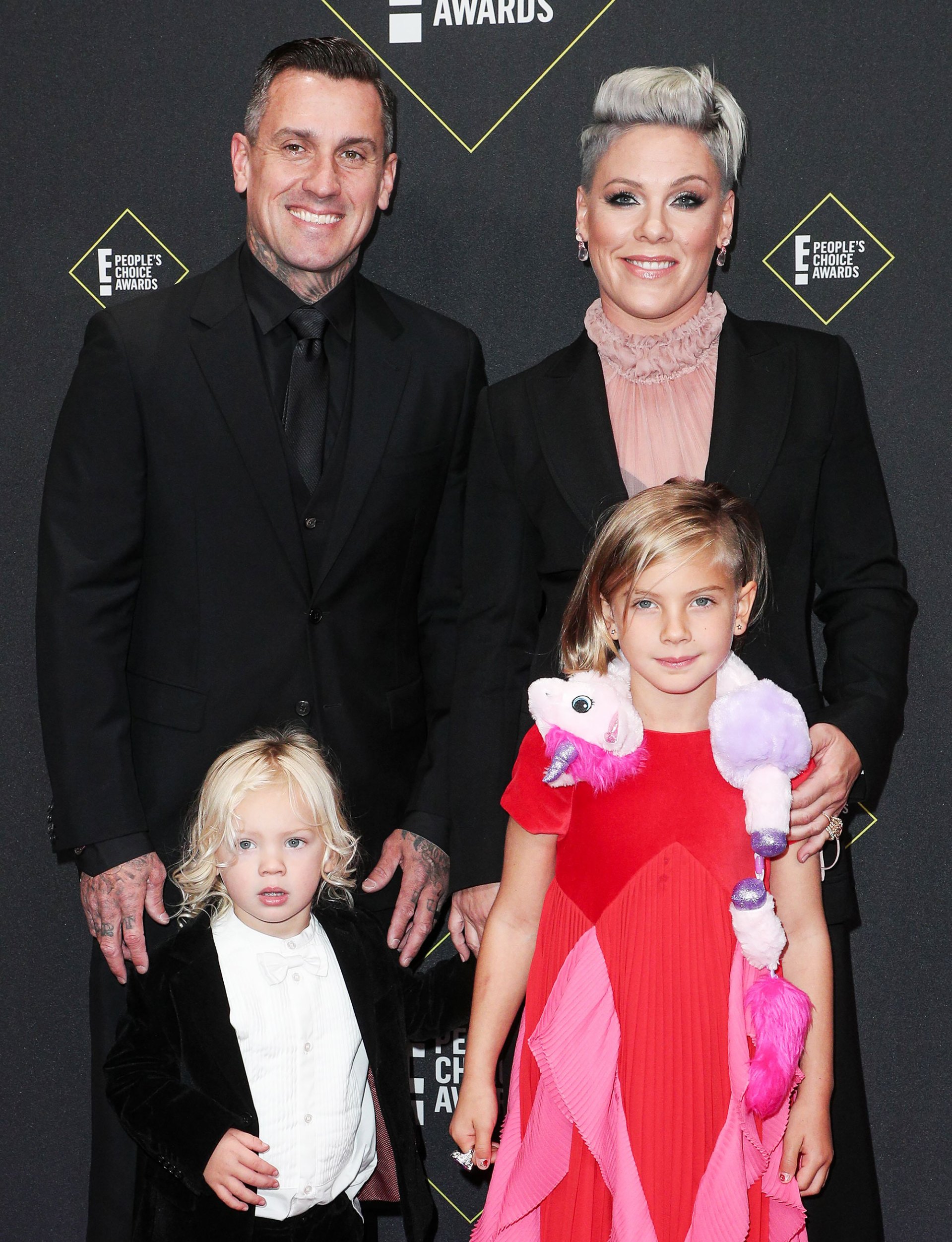 Pink’s Daughter Willow Shaves Dad Carey Hart’s Head: Pics | Us Weekly