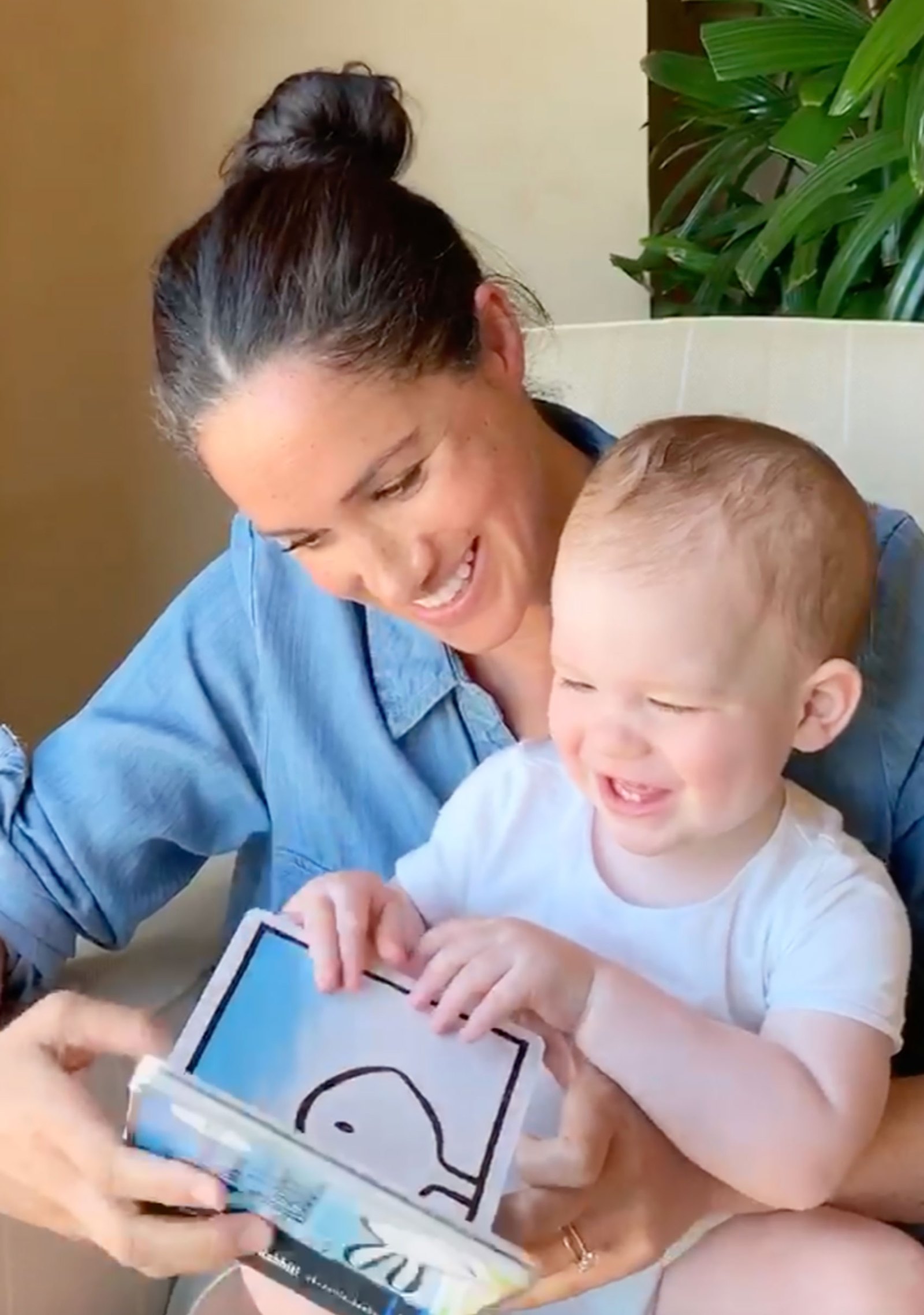 Meghan Markle Wears Messy Bun in Archie’s 1st Birthday Video: Pic | Us ...