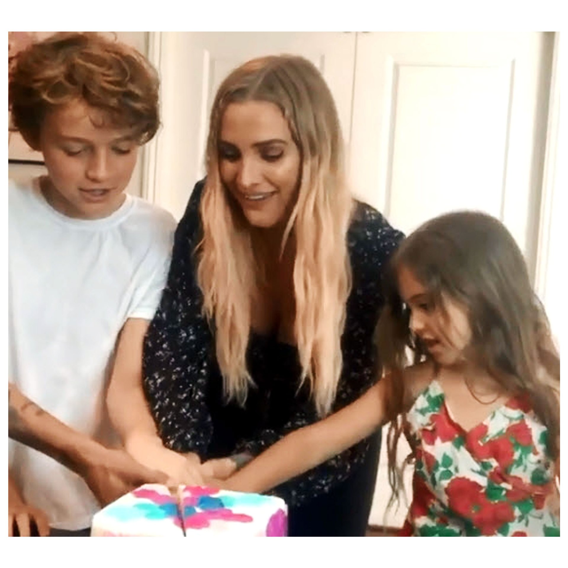 Ashlee Simpson, Evan Ross Reveal Sex of Baby No. 2, Jagger Reacts | Us ...