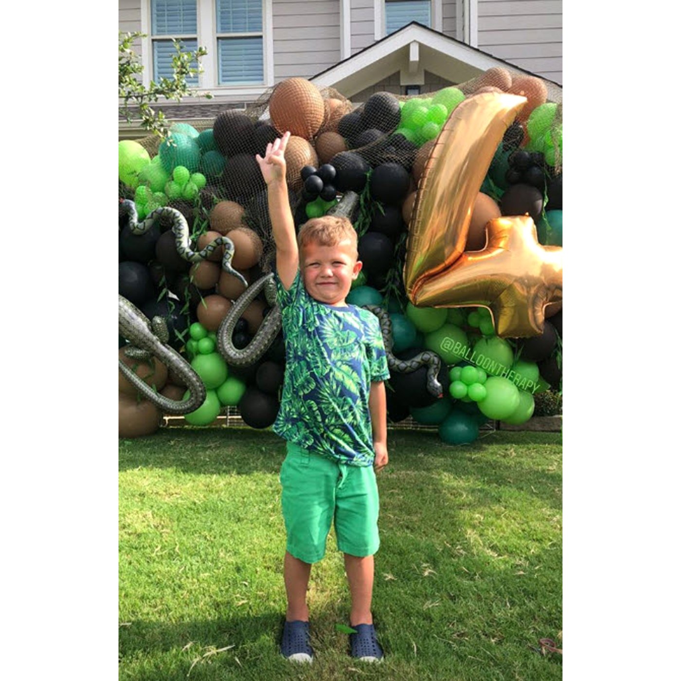 Catherine Giudici, Sean Lowe Throw Son a Swamp-Themed Birthday Party ...