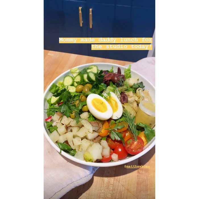 Hilary Duff Makes Husband Matthew Koma Food for Work: 'Mommy Made Daddy ...