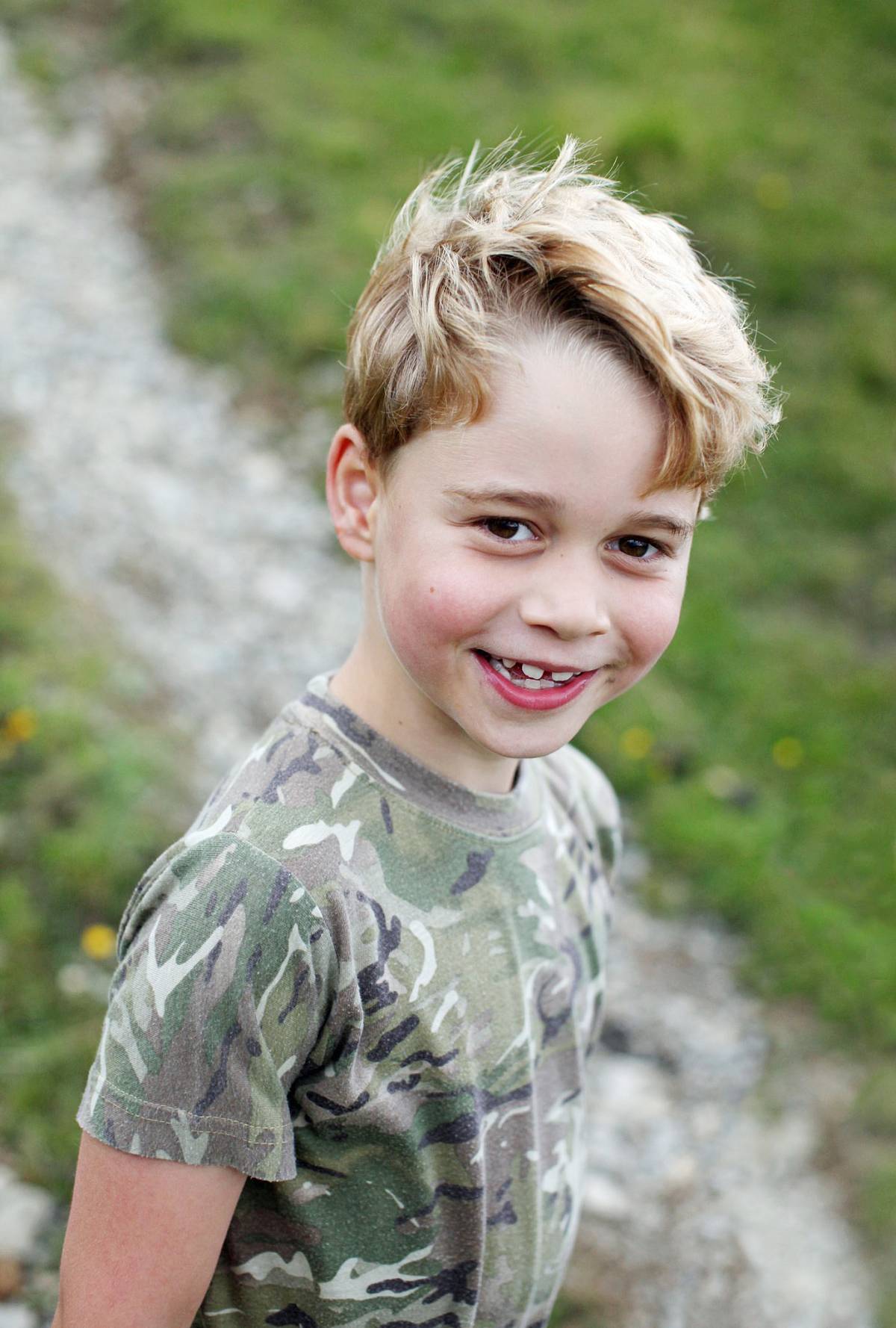Prince William, Kate Middleton’s Son Prince George's 7th Birthday Pics ...