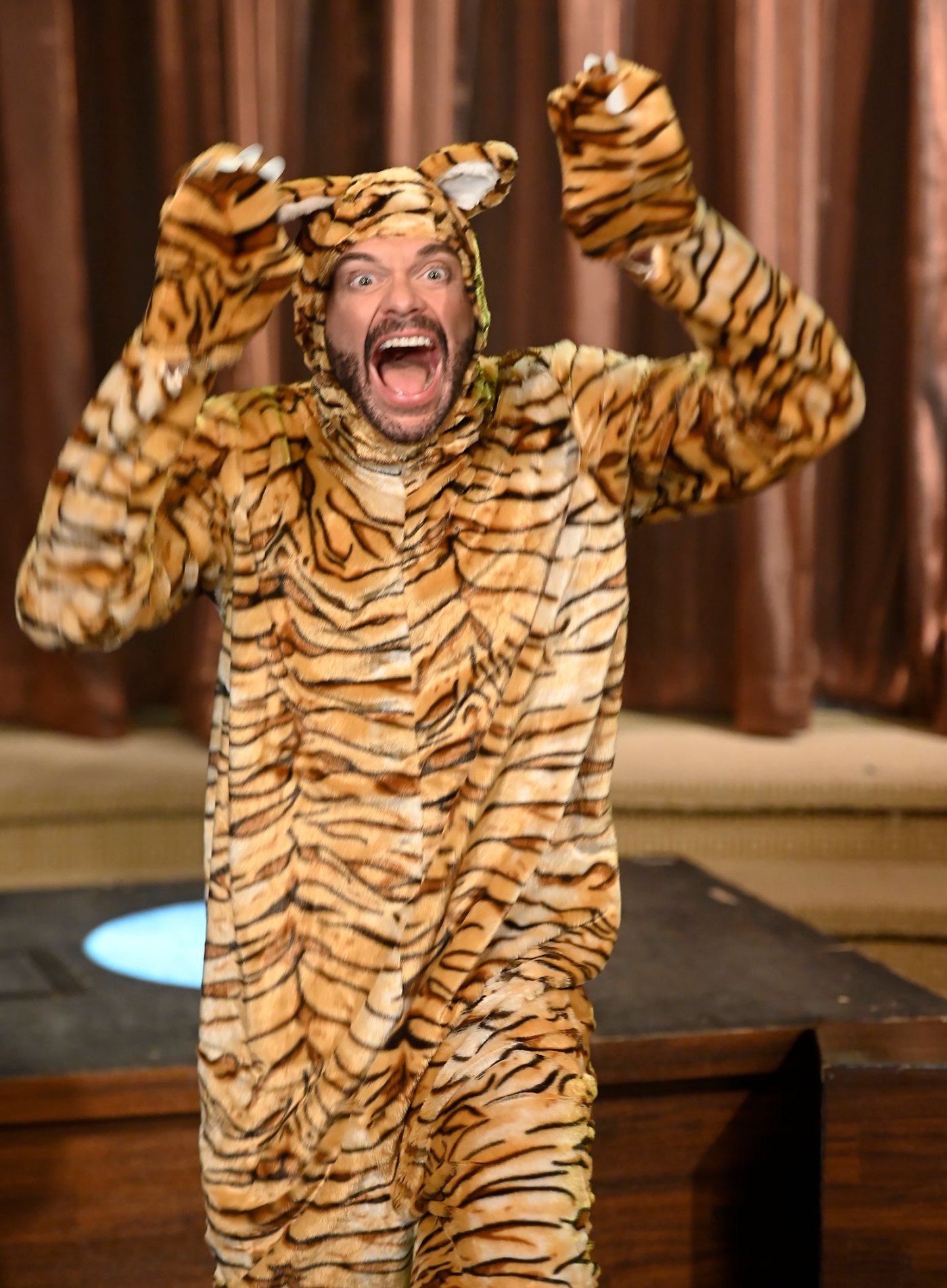 Kelly Ripa, Ryan Seacrest Debut 2020 ‘Live’ Halloween Costumes | Us Weekly