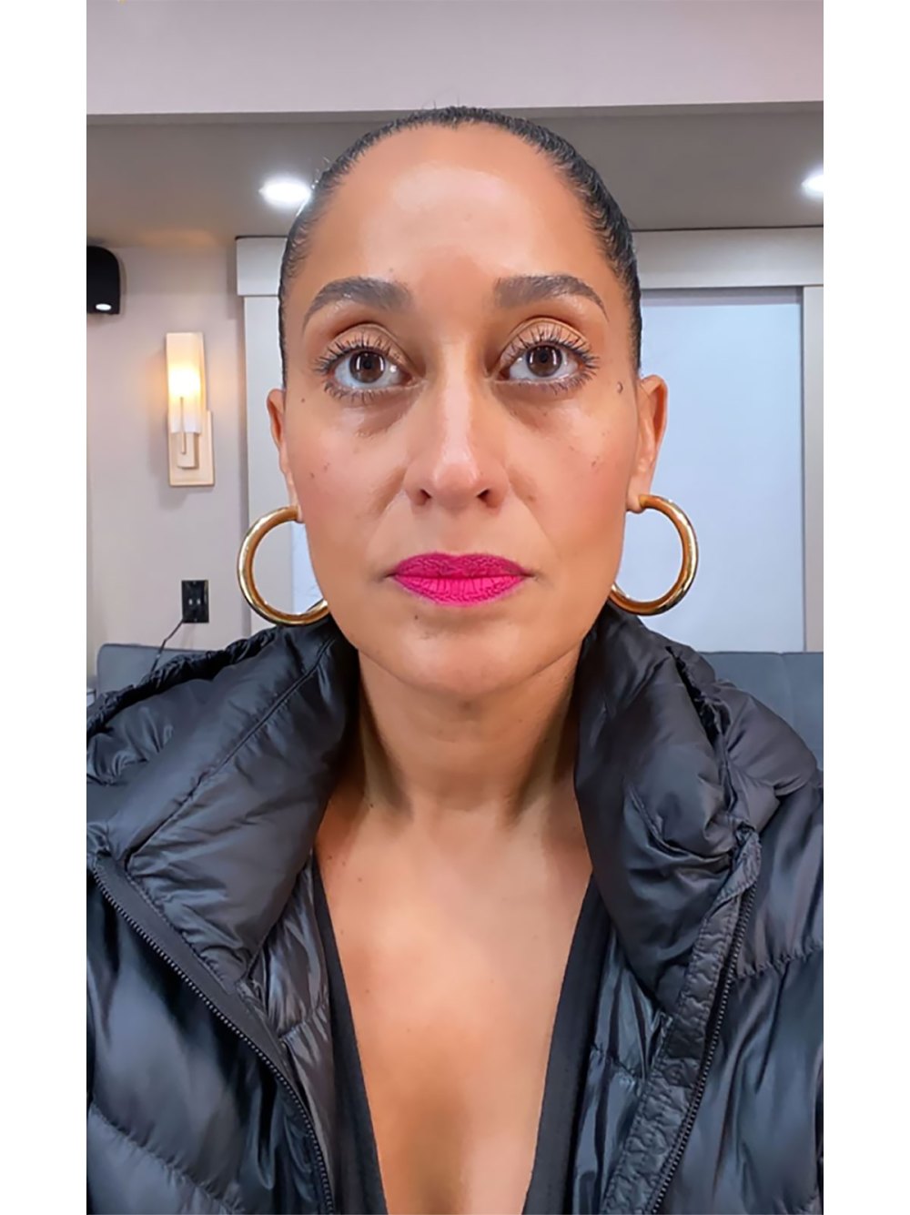 Tracee Ellis Ross’ Best Bold Lipstick Moments: Pics | Us Weekly