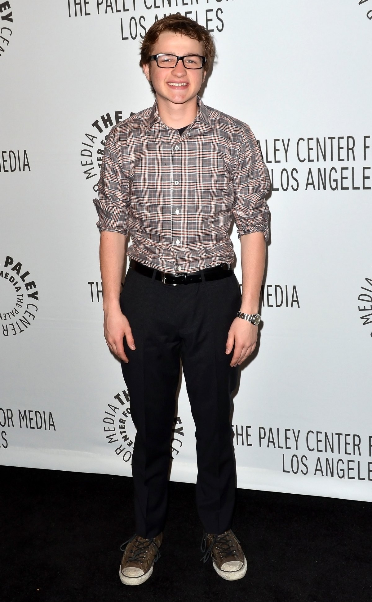 Two and a Half Mens Angus T. Jones voor het eerst in jaren Gespot ...