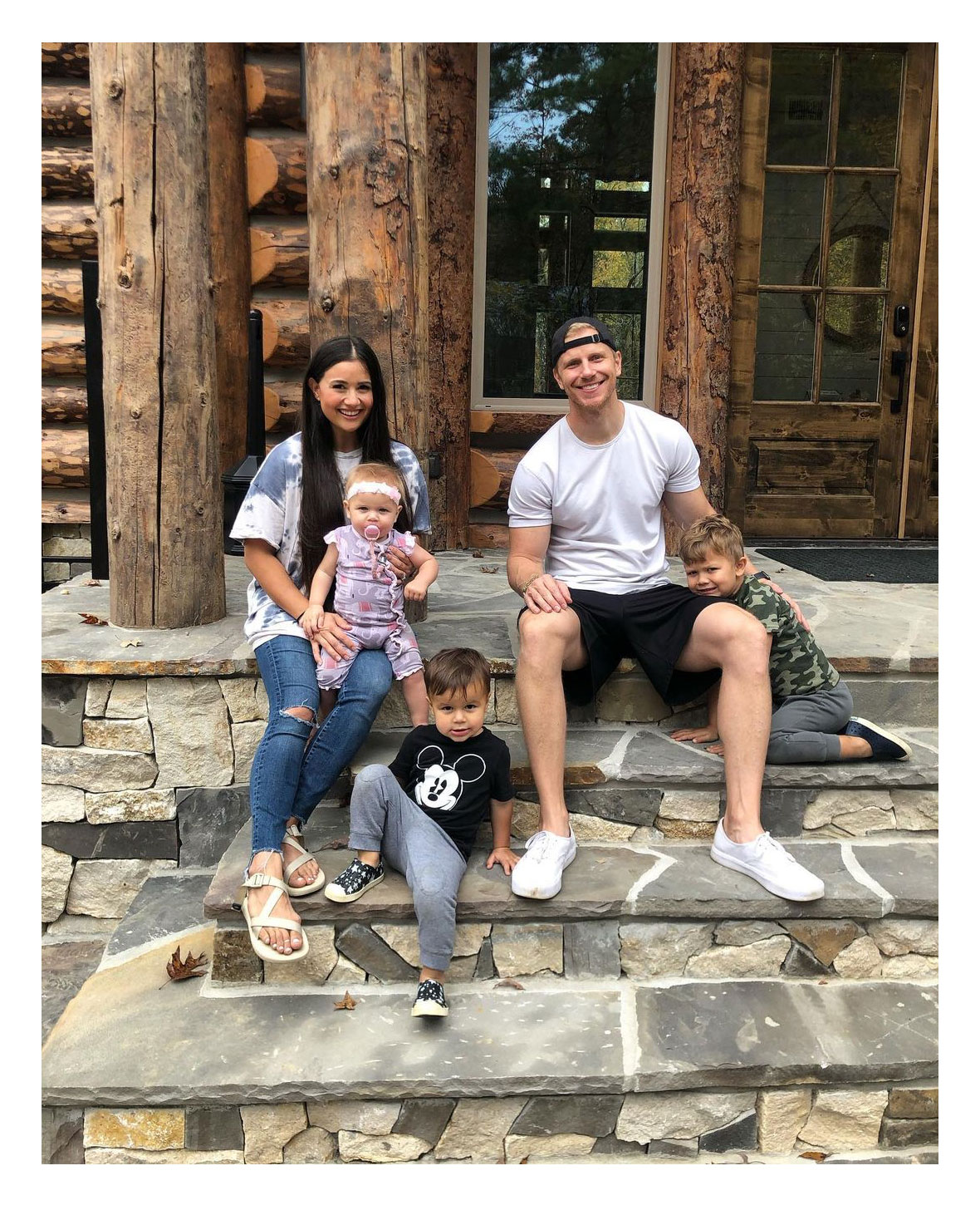 Catherine Giudici, Sean Lowe’s Family Album With Samuel, Isaiah, Mia ...