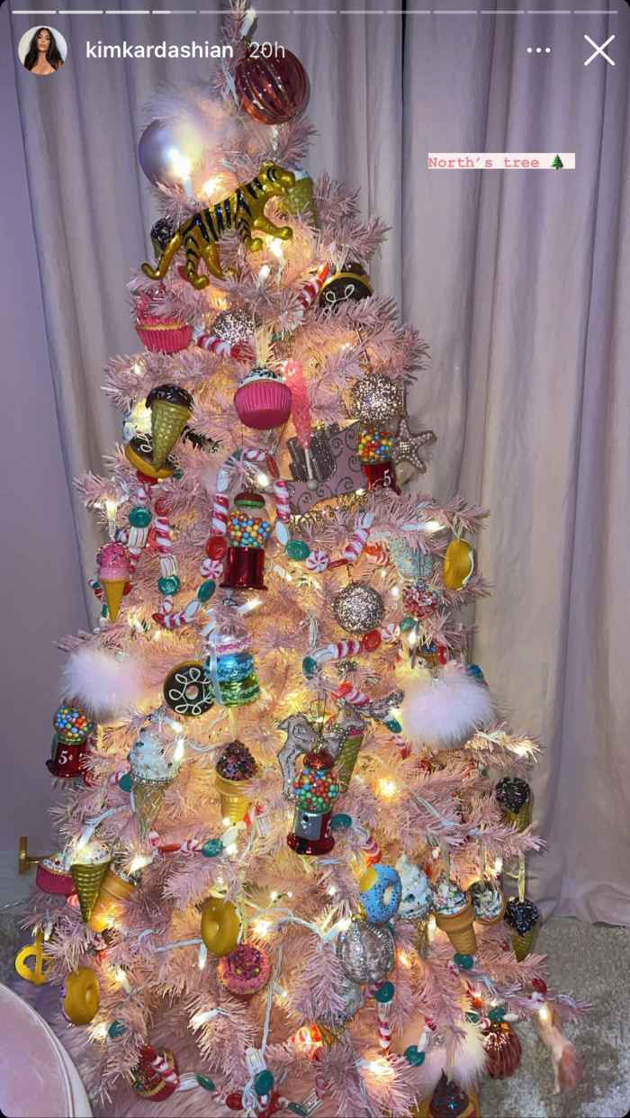 Kardashian-Jenner Family Christmas Decorations of 2020: Pics | Us Weekly