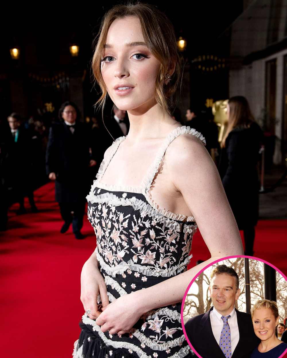 Phoebe Dynevor: 5 Things to Know About the 'Bridgerton' Star | Us Weekly