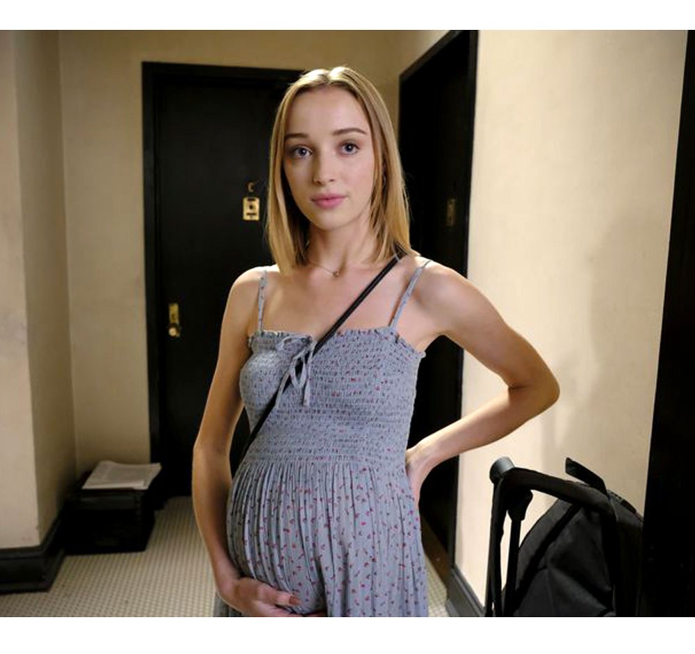 Phoebe Dynevor: 5 Things to Know About the 'Bridgerton' Star | Us Weekly