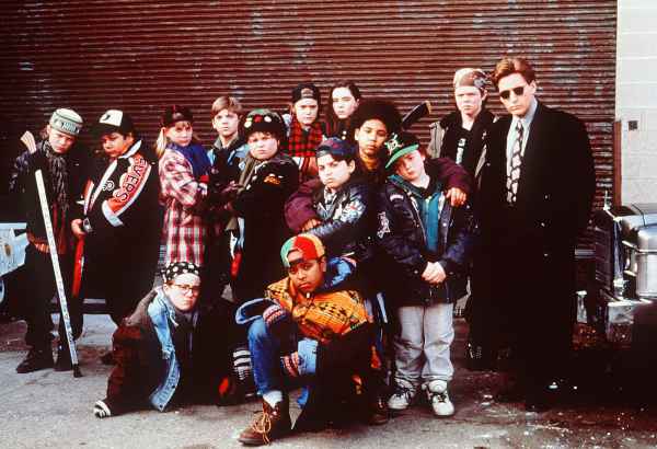 Emilio Estevez Returns as Gordon Bombay in 1st ‘Mighty Ducks’ Trailer ...