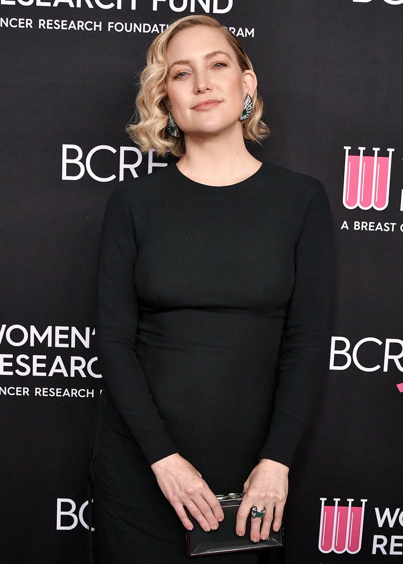 Kate Hudson Wants to 'Connect' With Estranged Siblings | Us Weekly