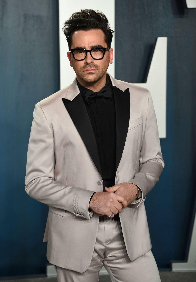 Dan Levy's Mom Calls Out His Childhood Bullies Ahead of His 'SNL' Debut ...